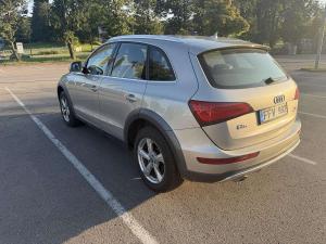 Grey Audi Q5 2016 in Alytus, with an engine capacity of 1.97 L and mileage of 211 thousand km for 14900 €, photo 4 on AUTOMOTO.COM.LV