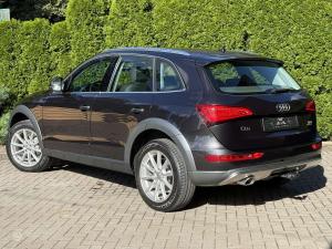 Grey Audi Q5 2016 in Jonava, with an engine capacity of 1.97 L and mileage of 219 thousand km for 14250 €, photo 11 on AUTOMOTO.COM.LV