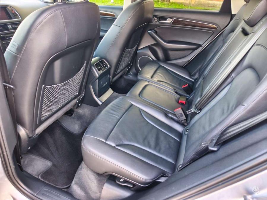 Pelēks Audi Q5 2016 Šauļi, ar dzinēja tilpumu 2.00 L un nobraukumu 292 tūkst. km par 8900 €, foto 15 vietnē AUTOMOTO.COM.LV
