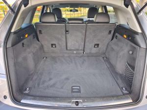 Pelēks Audi Q5 2016 Šauļi, ar dzinēja tilpumu 2.00 L un nobraukumu 292 tūkst. km par 8900 €, foto 16 vietnē AUTOMOTO.COM.LV