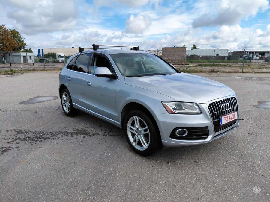 Grey Audi Q5 2016 in Klaipeda, with an engine capacity of 2.00 L and mileage of 226 thousand km for 11500 €, photo 3 on AUTOMOTO.COM.LV