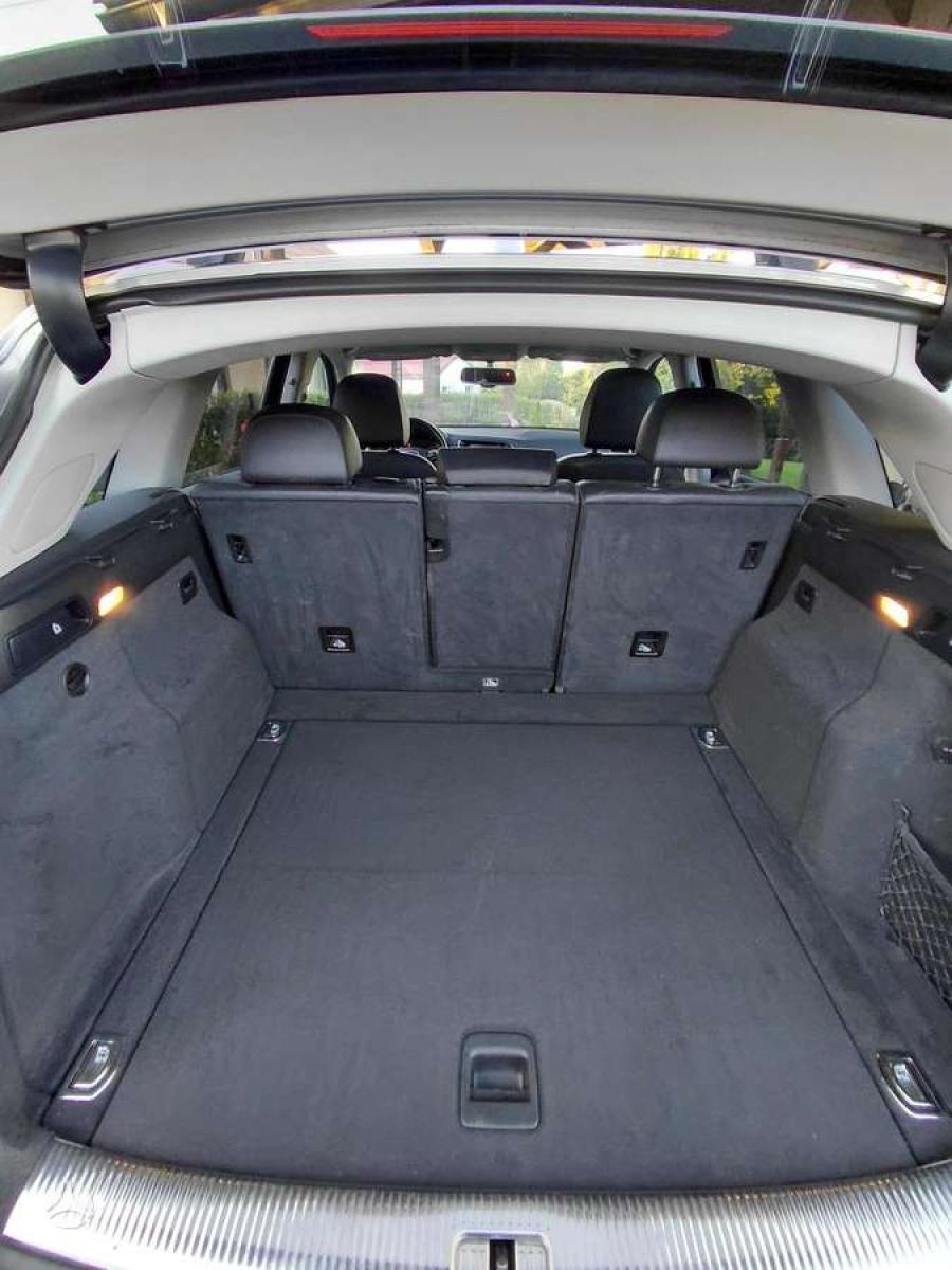 Grey Audi Q5 2016 in Klaipeda, with an engine capacity of 2.00 L and mileage of 226 thousand km for 11500 €, photo 15 on AUTOMOTO.COM.LV