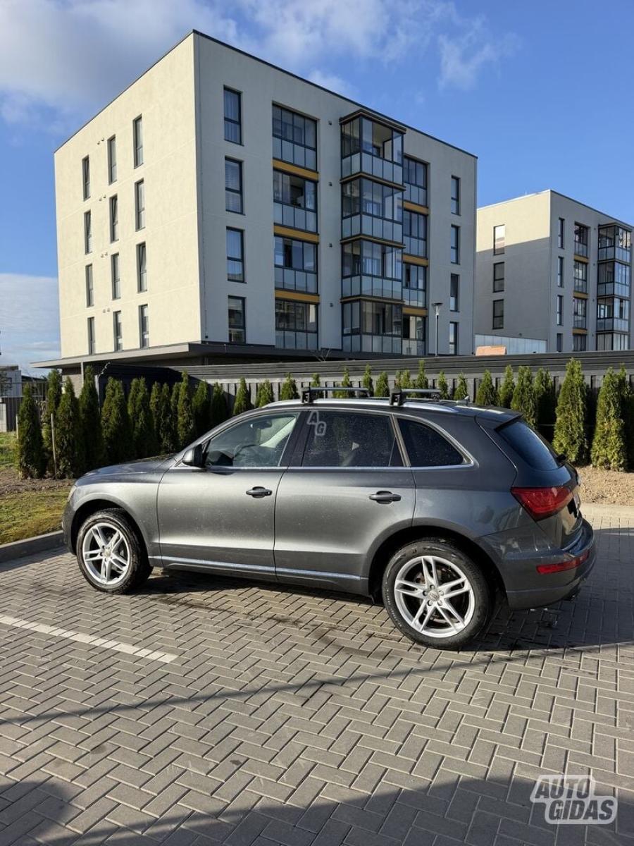 Grey Audi Q5 2016 in Gargzdai, with an engine capacity of 2.00 L and mileage of 277 thousand km for 13900 €, photo 8 on AUTOMOTO.COM.LV