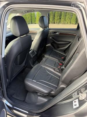 Grey Audi Q5 2016 in Gargzdai, with an engine capacity of 2.00 L and mileage of 277 thousand km for 13900 €, photo 13 on AUTOMOTO.COM.LV