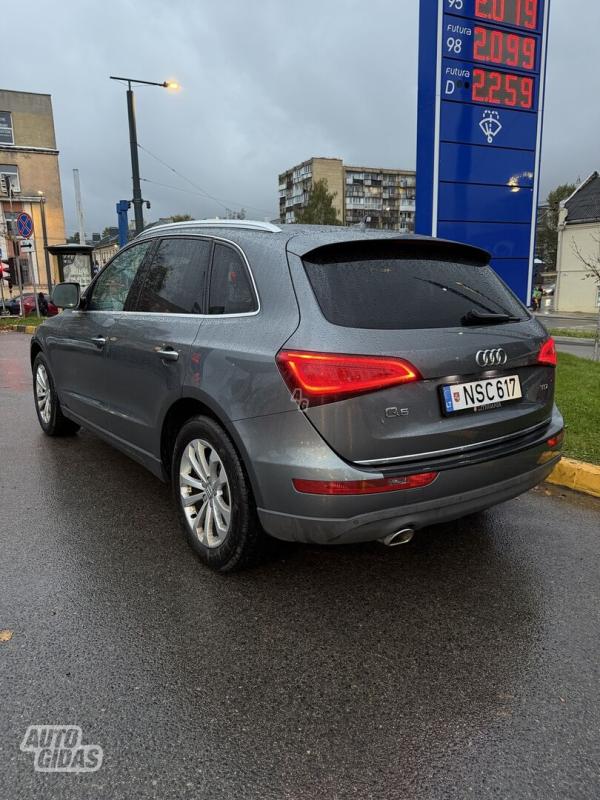 Audi Q5 2016 Viļņa vietnē Pelēks Audi Q5 2016 Viļņa, ar dzinēja tilpumu 2.00 L un nobraukumu 257 tūkst. km par 15200 €, foto 5 vietnē AUTOMOTO.COM.LV