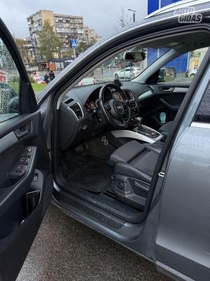 Grey Audi Q5 2016 in Vilnius, with an engine capacity of 2.00 L and mileage of 257 thousand km for 15200 €, photo 7 on AUTOMOTO.COM.LV