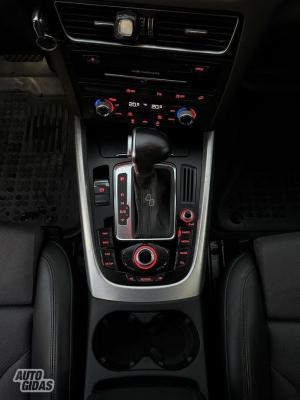 Grey Audi Q5 2016 in Vilnius, with an engine capacity of 2.00 L and mileage of 257 thousand km for 15200 €, photo 9 on AUTOMOTO.COM.LV