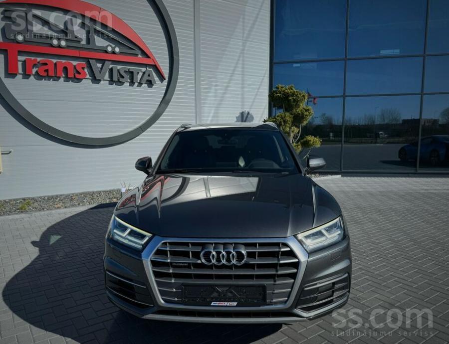 Grey Audi Q5 2017 in Vilnius, with an engine capacity of 2.00 L and mileage of 251 thousand km for 21499 €, photo 2 on AUTOMOTO.COM.LV