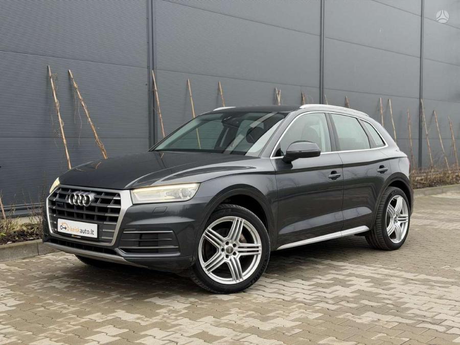 Grey Audi Q5 2017 in Vilnius, with an engine capacity of 1.97 L and mileage of 276 thousand km for 16699 €, photo 1 on AUTOMOTO.COM.LV