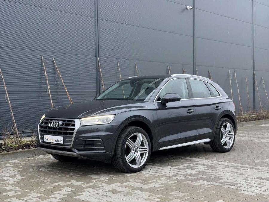 Grey Audi Q5 2017 in Vilnius, with an engine capacity of 1.97 L and mileage of 276 thousand km for 16699 €, photo 6 on AUTOMOTO.COM.LV