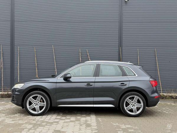 Grey Audi Q5 2017 in Vilnius, with an engine capacity of 1.97 L and mileage of 276 thousand km for 16699 €, photo 7 on AUTOMOTO.COM.LV