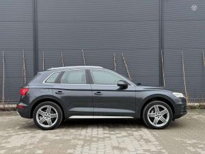 Grey Audi Q5 2017 in Vilnius, with an engine capacity of 1.97 L and mileage of 276 thousand km for 16699 €, photo 9 on AUTOMOTO.COM.LV