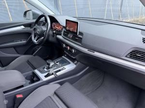 Grey Audi Q5 2017 in Vilnius, with an engine capacity of 1.97 L and mileage of 276 thousand km for 16699 €, photo 15 on AUTOMOTO.COM.LV