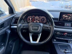 Grey Audi Q5 2017 in Vilnius, with an engine capacity of 1.97 L and mileage of 276 thousand km for 16999 €, photo 4 on AUTOMOTO.COM.LV
