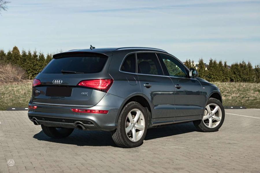 Grey Audi Q5 2017 in Klaipeda, with an engine capacity of 1.98 L and mileage of 148 thousand km for 14999 €, photo 15 on AUTOMOTO.COM.LV