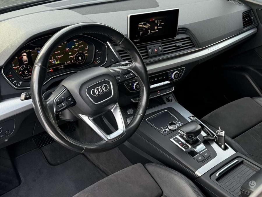 Grey Audi Q5 2017 in Jonava, with an engine capacity of 1.97 L and mileage of 292 thousand km for 18250 €, photo 10 on AUTOMOTO.COM.LV
