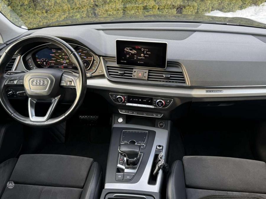 Grey Audi Q5 2017 in Jonava, with an engine capacity of 1.97 L and mileage of 292 thousand km for 18250 €, photo 15 on AUTOMOTO.COM.LV