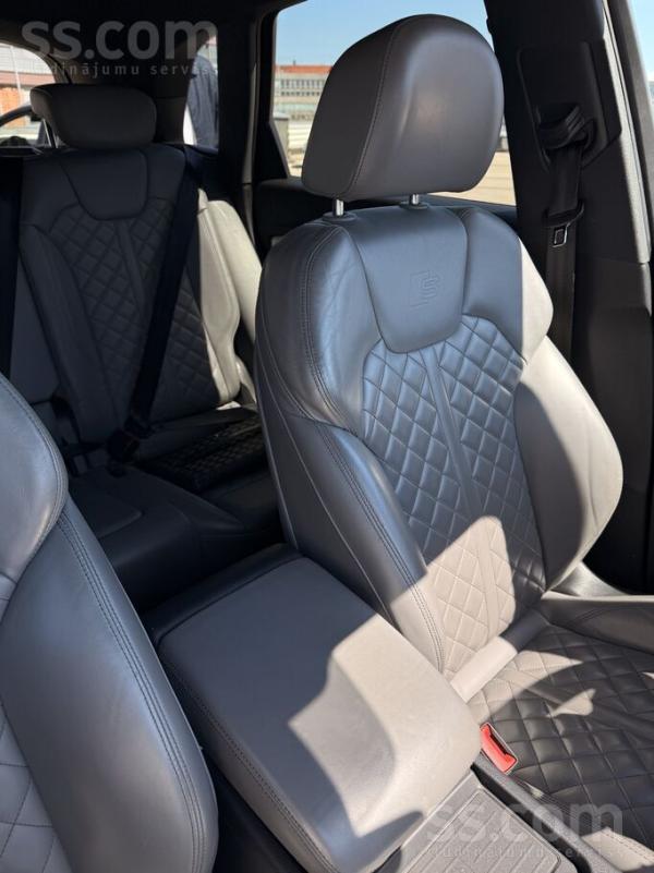 Grey Audi Q5 2017 in Riga, with an engine capacity of 2.00 L and mileage of 182 thousand km for 22900 €, photo 8 on AUTOMOTO.COM.LV