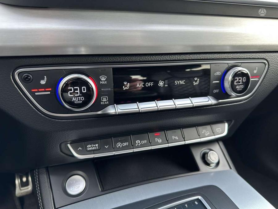 Pelēks Audi Q5 2017 Kauņa, ar dzinēja tilpumu 1.97 L un nobraukumu 261 tūkst. km par 22990 €, foto 34 vietnē AUTOMOTO.COM.LV