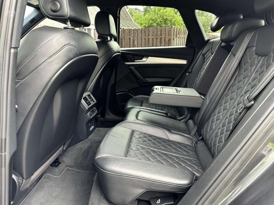 Pelēks Audi Q5 2017 Kauņa, ar dzinēja tilpumu 1.97 L un nobraukumu 261 tūkst. km par 22990 €, foto 52 vietnē AUTOMOTO.COM.LV