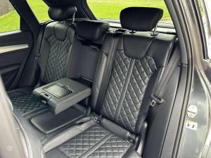 Pelēks Audi Q5 2017 Kauņa, ar dzinēja tilpumu 1.97 L un nobraukumu 261 tūkst. km par 22990 €, foto 53 vietnē AUTOMOTO.COM.LV