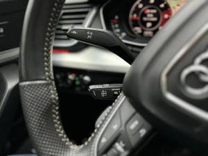 Pelēks Audi Q5 2017 Rīga, ar dzinēja tilpumu 2.00 L un nobraukumu 187 tūkst. km par 27395 €, foto 18 vietnē AUTOMOTO.COM.LV