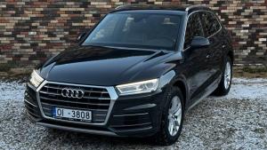 Grey Audi Q5 2017 in Riga, with an engine capacity of 2.00 L and mileage of 196 thousand km for 25500 €, photo 3 on AUTOMOTO.COM.LV