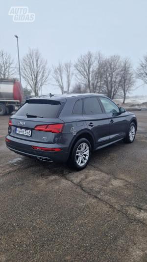 Grey Audi Q5 2017 in Klaipeda, with an engine capacity of 2.00 L and mileage of 236 thousand km for 18900 €, photo 5 on AUTOMOTO.COM.LV