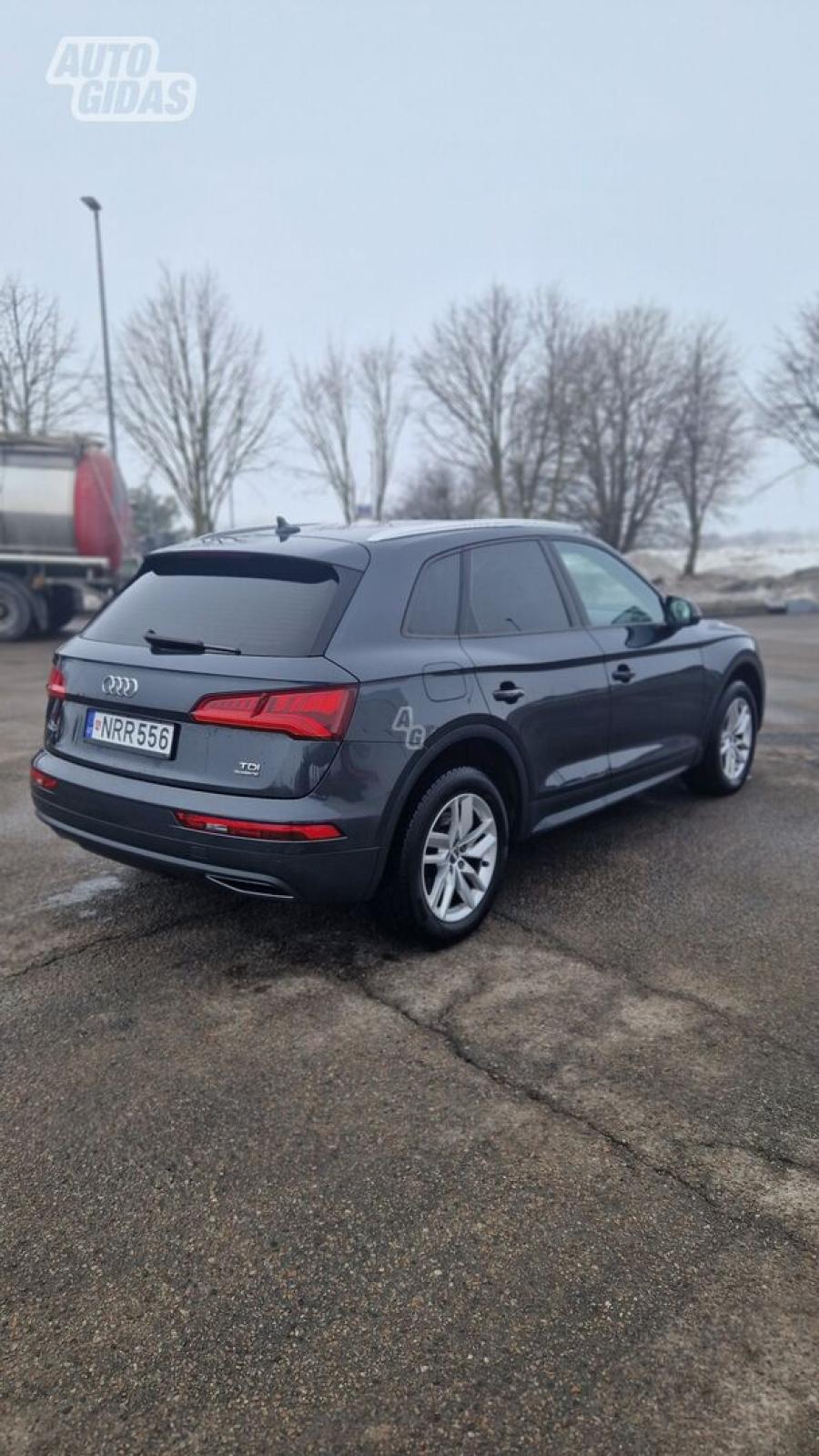 Grey Audi Q5 2017 in Klaipeda, with an engine capacity of 2.00 L and mileage of 236 thousand km for 18900 €, photo 5 on AUTOMOTO.COM.LV