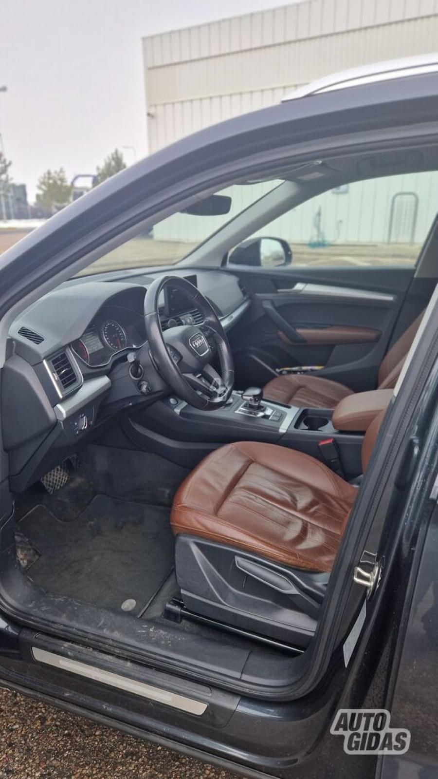 Grey Audi Q5 2017 in Klaipeda, with an engine capacity of 2.00 L and mileage of 236 thousand km for 18900 €, photo 9 on AUTOMOTO.COM.LV