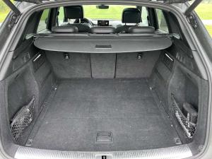 Grey Audi Q5 2017 in Vilnius, with an engine capacity of 1.98 L and mileage of 224 thousand km for 22550 €, photo 11 on AUTOMOTO.COM.LV