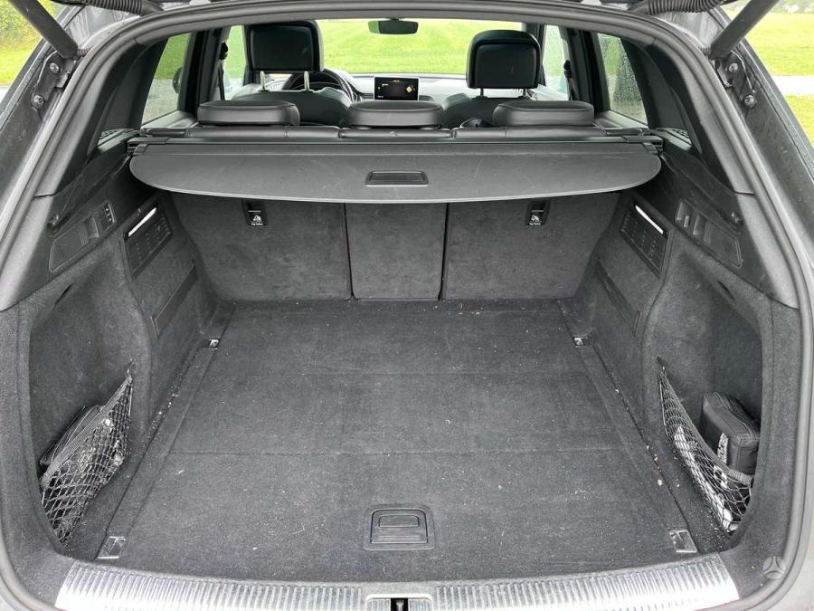 Grey Audi Q5 2017 in Vilnius, with an engine capacity of 1.98 L and mileage of 224 thousand km for 22550 €, photo 11 on AUTOMOTO.COM.LV