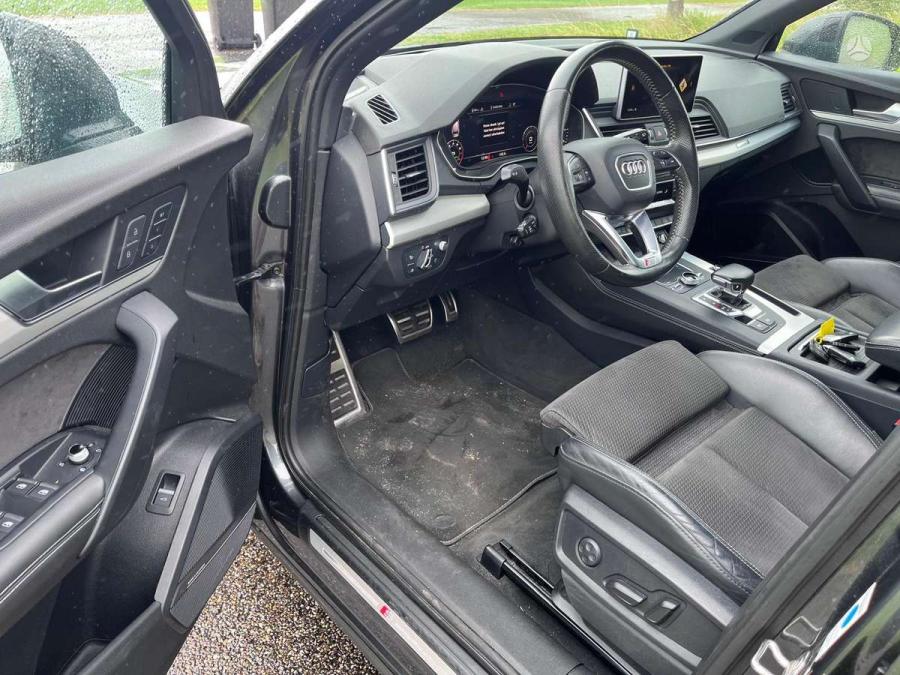 Grey Audi Q5 2017 in Vilnius, with an engine capacity of 1.98 L and mileage of 224 thousand km for 22550 €, photo 13 on AUTOMOTO.COM.LV