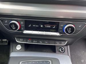 Grey Audi Q5 2017 in Vilnius, with an engine capacity of 1.98 L and mileage of 224 thousand km for 22550 €, photo 29 on AUTOMOTO.COM.LV