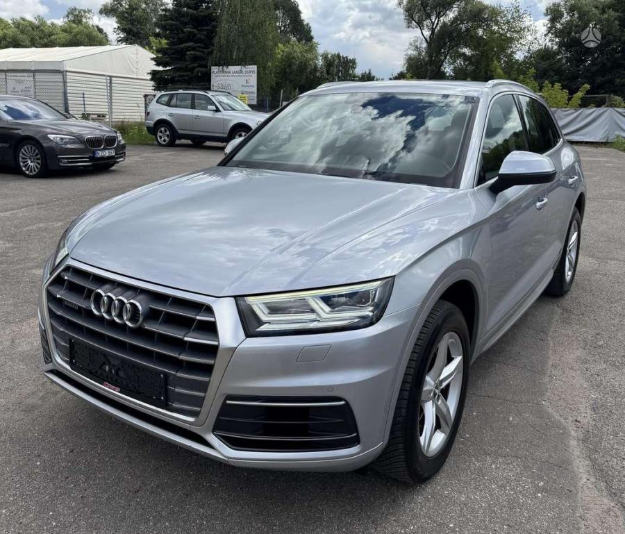 Pelēks Audi Q5 2017 Panevēža, ar dzinēja tilpumu 1.97 L un nobraukumu 114 tūkst. km par 20900 €, foto 1 vietnē AUTOMOTO.COM.LV