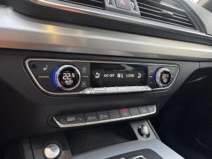 Pelēks Audi Q5 2017 Viļņa, ar dzinēja tilpumu 2.00 L un nobraukumu 220 tūkst. km par 20650 €, foto 12 vietnē AUTOMOTO.COM.LV