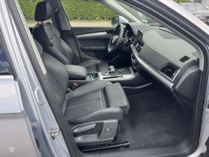 Grey Audi Q5 2017 in Panevezys, with an engine capacity of 1.97 L and mileage of 114 thousand km for 19400 €, photo 11 on AUTOMOTO.COM.LV