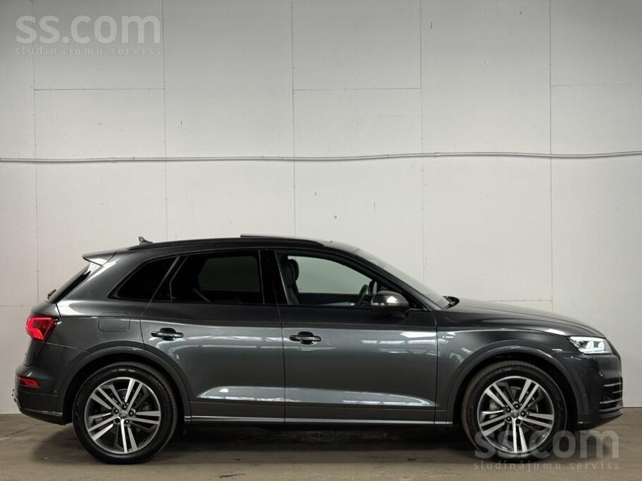 Grey Audi Q5 2017 in Jurmala, with an engine capacity of 2.00 L and mileage of 224 thousand km for 22450 €, photo 9 on AUTOMOTO.COM.LV