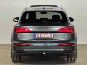Grey Audi Q5 2017 in Jurmala, with an engine capacity of 2.00 L and mileage of 224 thousand km for 22450 €, photo 14 on AUTOMOTO.COM.LV