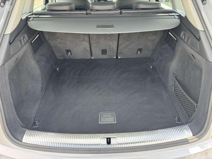 Grey Audi Q5 2017 in Panevezys, with an engine capacity of 1.97 L and mileage of 114 thousand km for 19400 €, photo 15 on AUTOMOTO.COM.LV