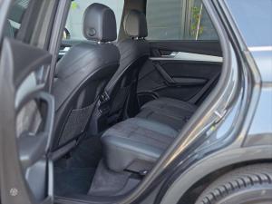 Grey Audi Q5 2017 in Vilnius, with an engine capacity of 2.00 L and mileage of 211 thousand km for 22350 €, photo 32 on AUTOMOTO.COM.LV