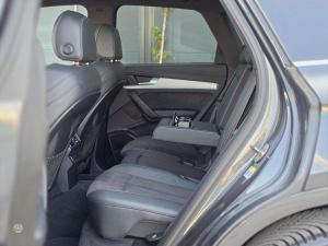 Grey Audi Q5 2017 in Vilnius, with an engine capacity of 2.00 L and mileage of 211 thousand km for 22350 €, photo 33 on AUTOMOTO.COM.LV
