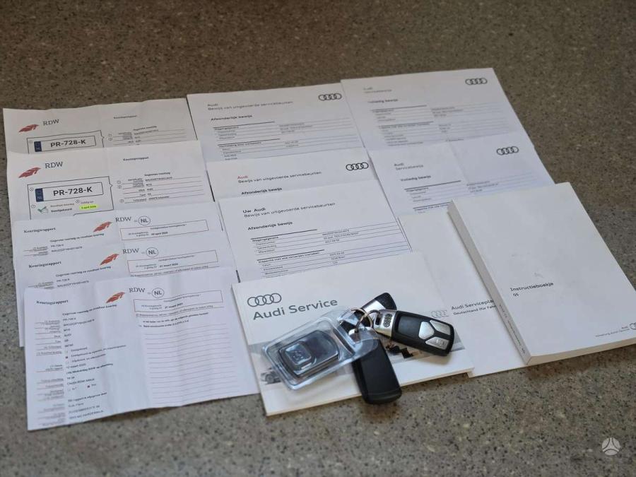 Grey Audi Q5 2017 in Vilnius, with an engine capacity of 2.00 L and mileage of 211 thousand km for 22350 €, photo 60 on AUTOMOTO.COM.LV