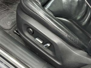 Grey Audi Q5 2017 in Marijampole, with an engine capacity of 2.97 L and mileage of 229 thousand km for 14500 €, photo 34 on AUTOMOTO.COM.LV