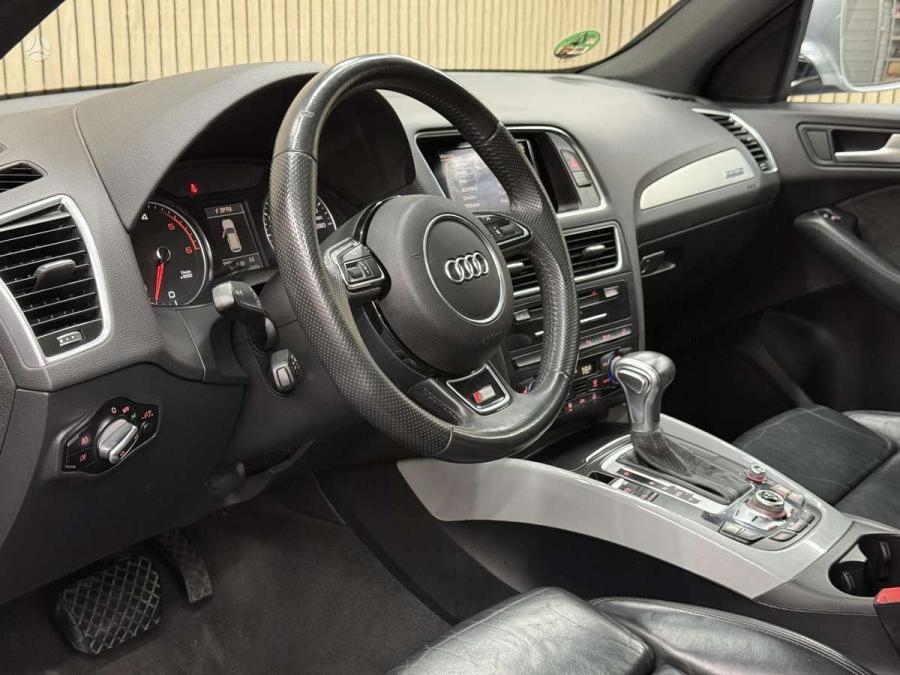 Grey Audi Q5 2017 in Marijampole, with an engine capacity of 2.97 L and mileage of 229 thousand km for 14500 €, photo 40 on AUTOMOTO.COM.LV