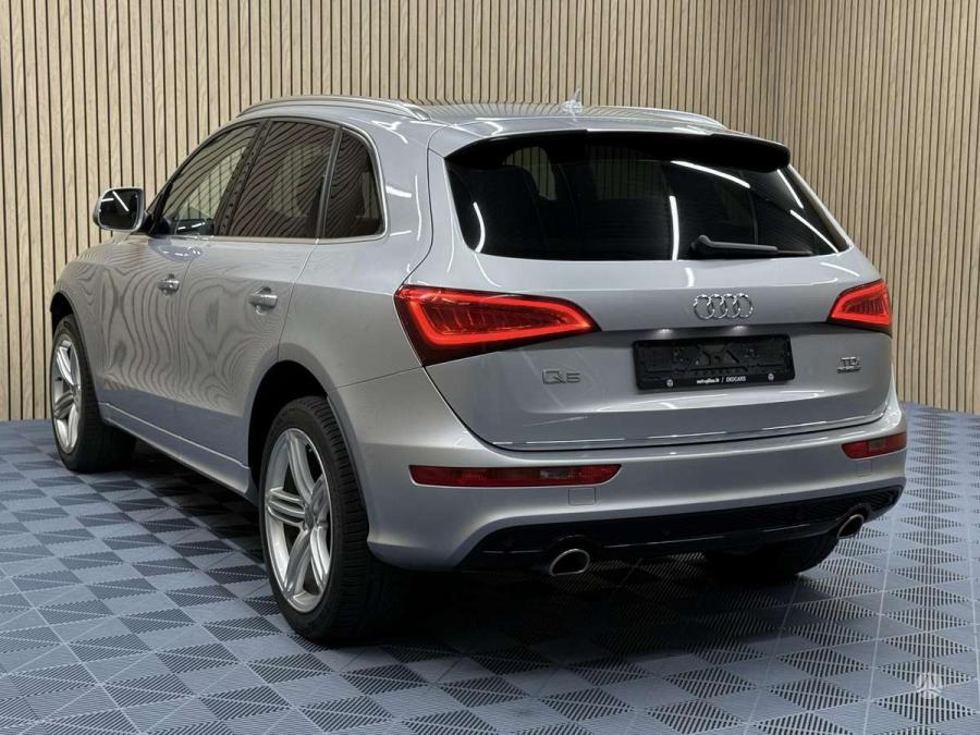 Grey Audi Q5 2017 in Marijampole, with an engine capacity of 2.97 L and mileage of 229 thousand km for 14500 €, photo 7 on AUTOMOTO.COM.LV