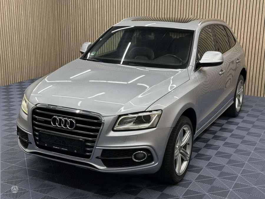 Grey Audi Q5 2017 in Marijampole, with an engine capacity of 2.97 L and mileage of 229 thousand km for 14500 €, photo 11 on AUTOMOTO.COM.LV