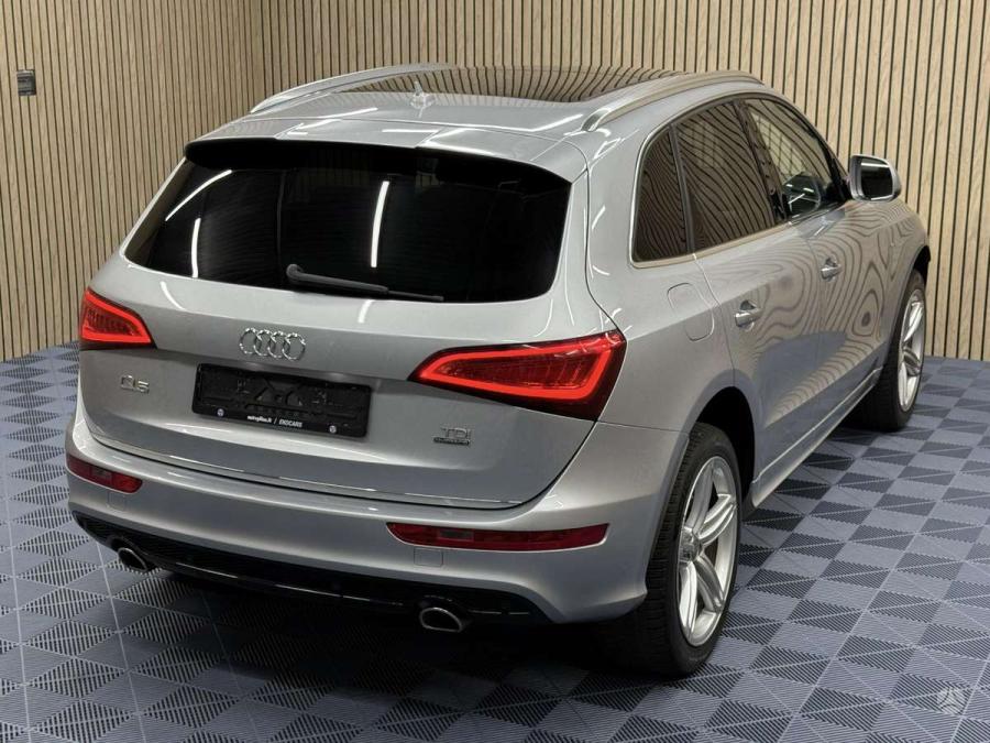 Grey Audi Q5 2017 in Marijampole, with an engine capacity of 2.97 L and mileage of 229 thousand km for 14500 €, photo 15 on AUTOMOTO.COM.LV