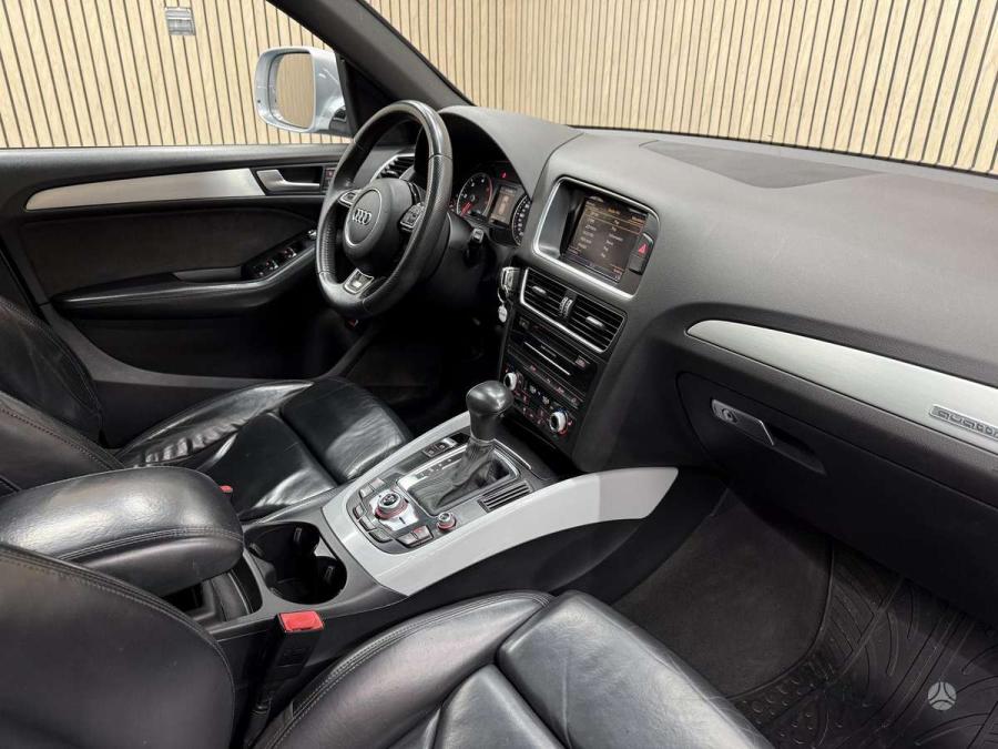 Grey Audi Q5 2017 in Marijampole, with an engine capacity of 2.97 L and mileage of 229 thousand km for 14500 €, photo 59 on AUTOMOTO.COM.LV
