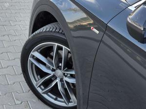 Grey Audi Q5 2017 in Vilnius, with an engine capacity of 2.00 L and mileage of 211 thousand km for 22350 €, photo 17 on AUTOMOTO.COM.LV